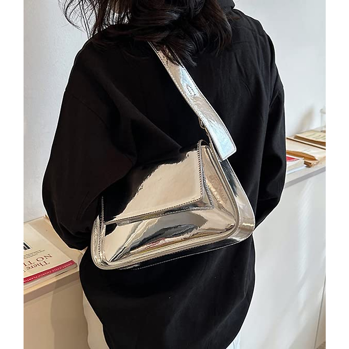 Hobo Bags for Women Patent Leather Tote Shiny Crossbody Bags Satchel Glossy Shoulder Bag Stylish Evening Purses 2023