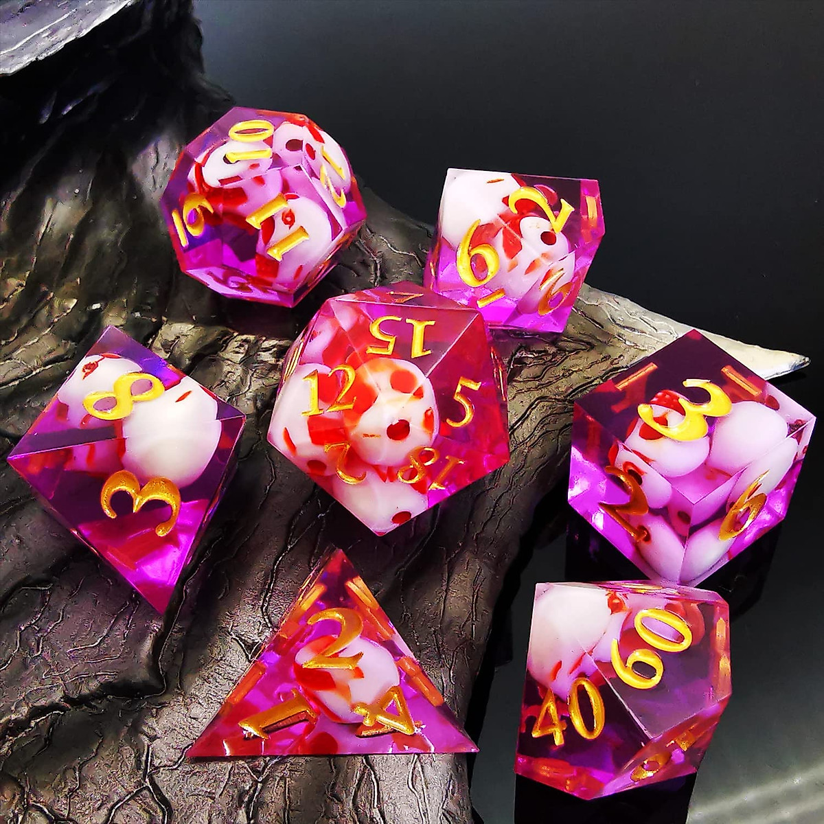 HAOMEJA DND Skull Resin Dice Set Handcrafted Designer 7-Die Polyhedral RPG Dice Set with Sharp Edges for Tabletop RPG Player Galaxy Series (Skull-Purple)