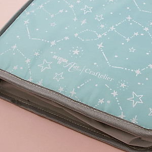 Craftelier - Stamp and Die Organiser | 2 D-Ring System for 6" x 8" Pouches | Size 25.5 x 25.5 x 7 cm (10" x 10" x 2.75") - Turquoise with Constellation Pattern