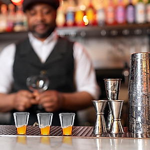 Smarty Had A Party 2 oz Clear Plastic Shot Glasses – Set of 500 Disposable Shot Glasses for Parties, Weddings, and Events – Bulk Plastic Shot Cups