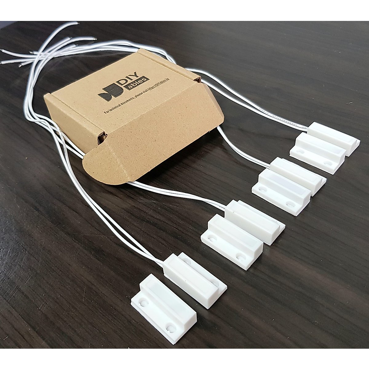 DIYables 4pcs Door Sensor Magnetic Switch for Arduino, ESP32, ESP8266, Raspberry Pi