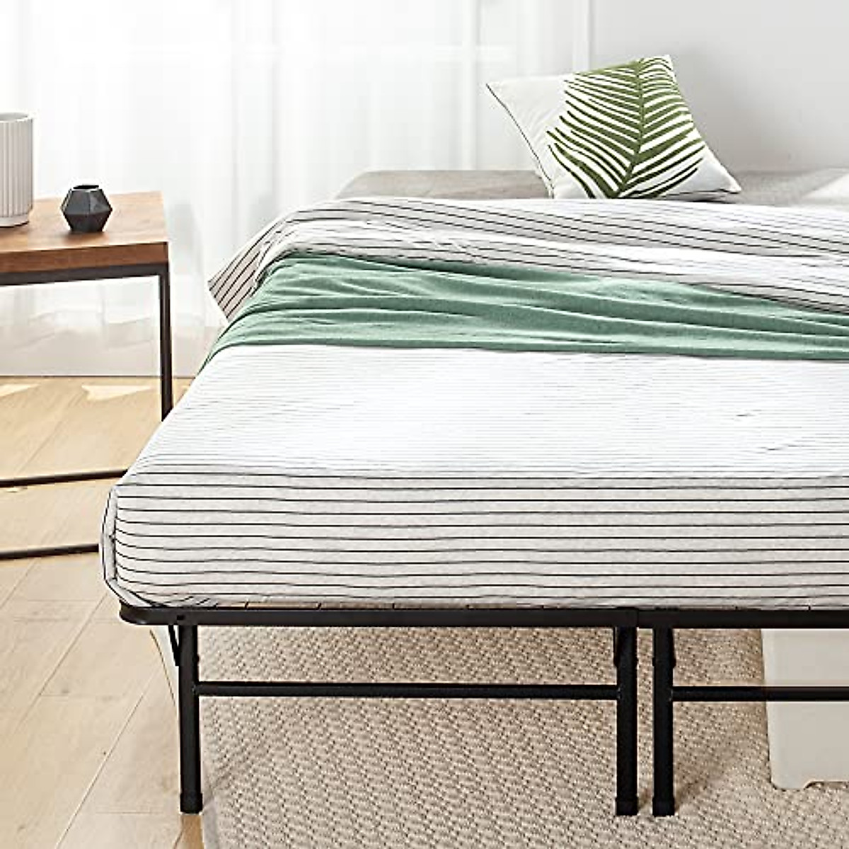 ZINUS SmartBase Heavy Duty Mattress Foundation / 14 Inch Metal Platform Bed Frame / No Box Spring Needed / Sturdy Steel Frame / Underbed Storage, Queen