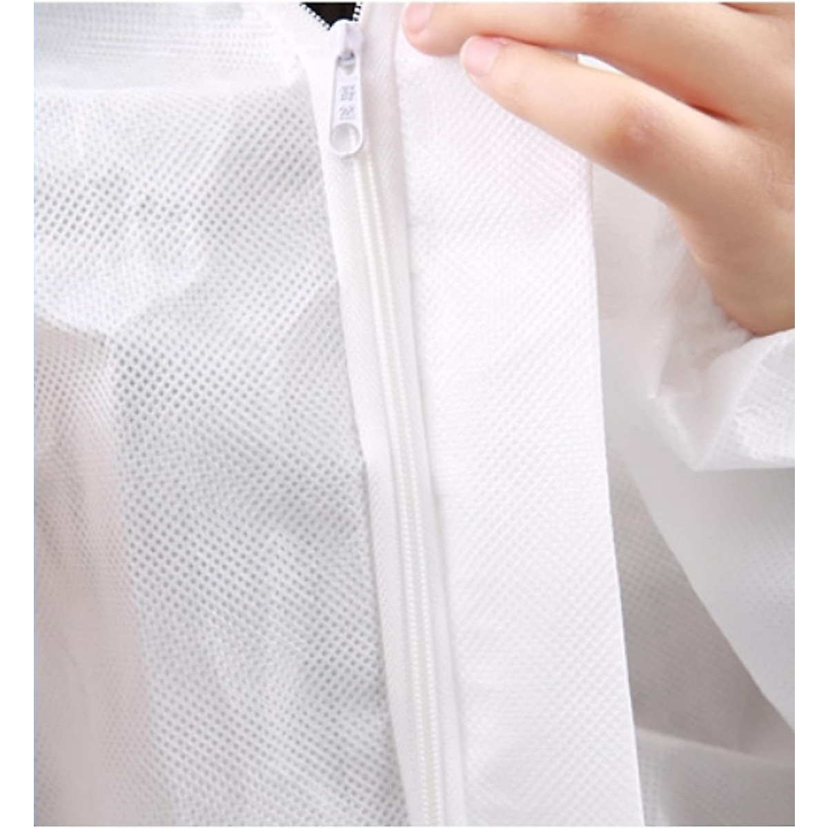 Protective Coverall Disposable Heavy Duty Painters Coveralls, Safety Protective Painting Protection Coveralls with Zipper Front, Elastic Wrist and Ankle Cuffs fits White Universal Size