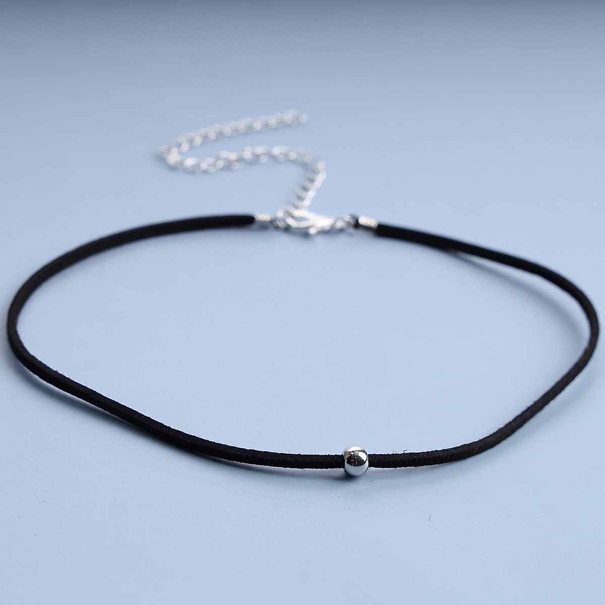 Yheakne Boho Leather Choker Necklace Thin Black Suede Velvet Necklace Chain Vintage Minimalist Beaded Necklace 90s Chain Jewelry for Women and Girls Gifts