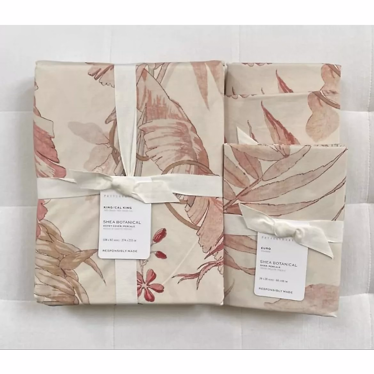 Pottery Barn SHEA Botanical Duvet Cover King/California King & Three Euro Shams, Blue