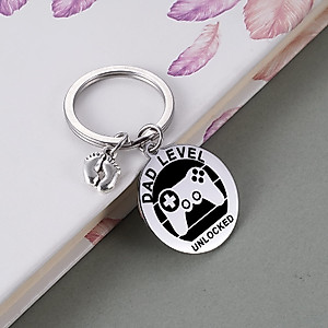 New Expecting Dad First Time Father's Day, Daddy to be, Soon to be New Dad Announce Pregnancy, Dad Unlocked Key Chain with Baby Footprint Charm