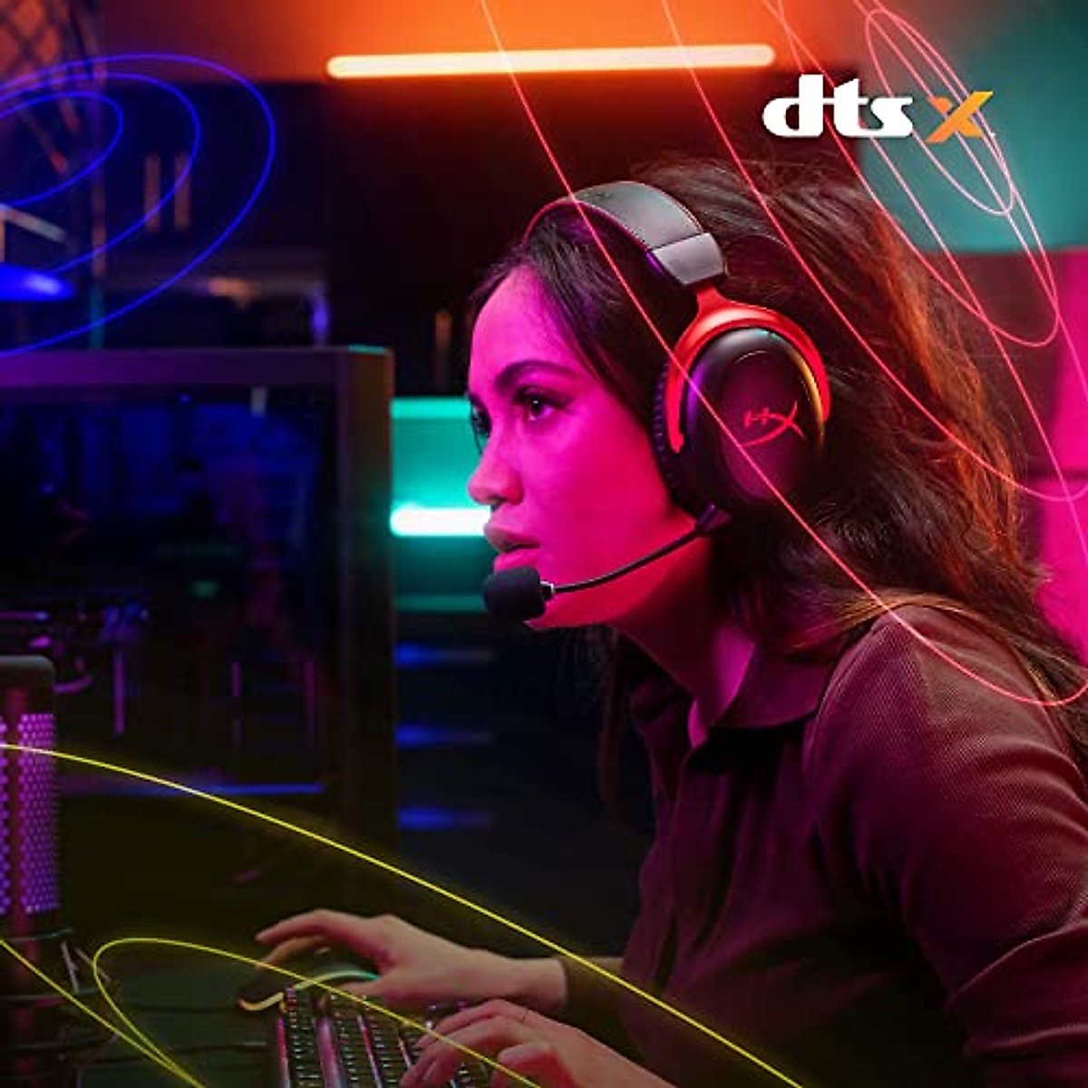 HyperX Cloud II Wireless - Gaming Headset for PC, PS4/PS5, Nintendo Switch, Long Lasting Battery Up to 30 Hours, 7.1 Surround Sound, Memory Foam, Detachable Noise Cancelling Microphone, Mic Monitoring