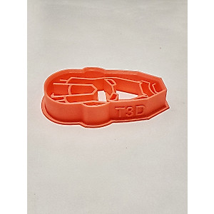 T3D Cookie Cutters Ironman Cookie Cutter, Suitable for Cakes Biscuit and Fondant Cookie Mold for Homemade Treats, 2.61 inch x 3.46 inch x 0.55 inch