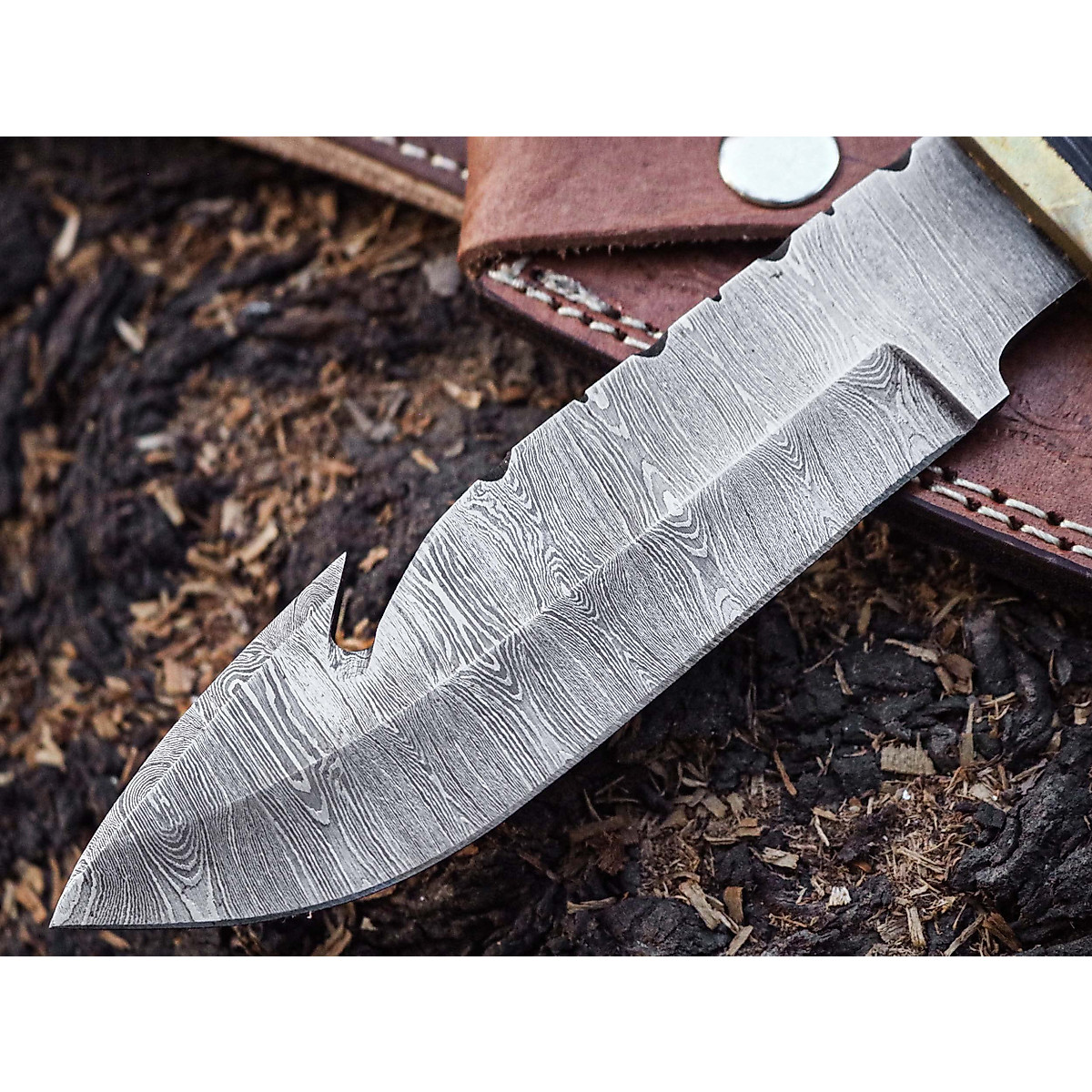 Custom Handmade Hunting Knife gut hook Skinner Fixed Blade Knife Damascus Steel 10'' Overall With Sheath