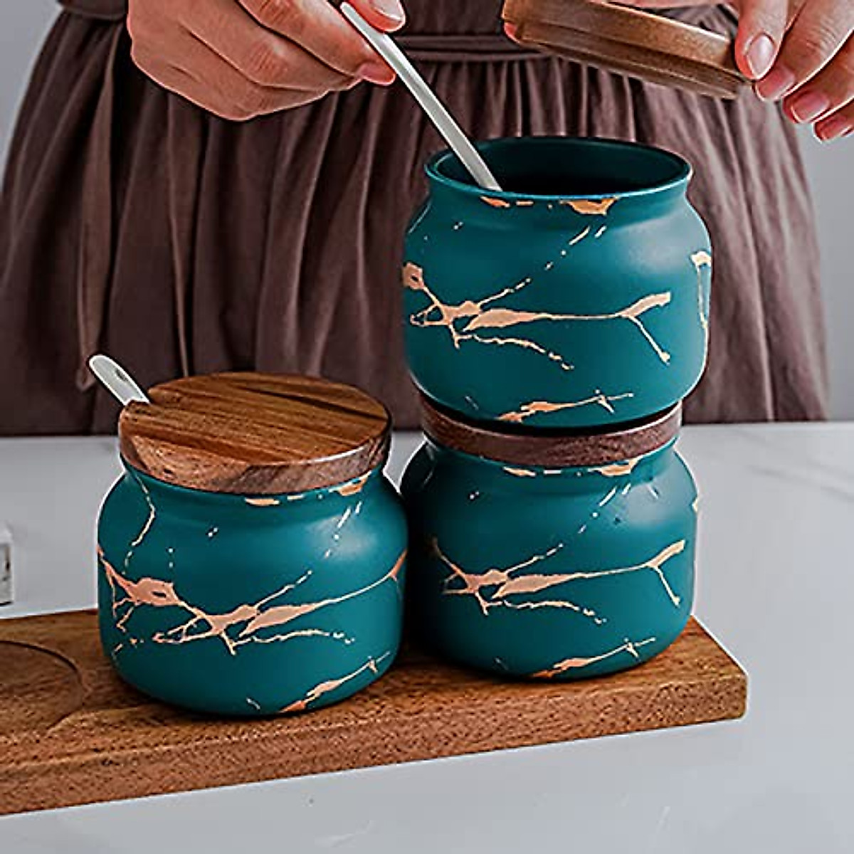 JFFLYIT 3 pcs round porcelain condiment jars set sugar bowl ceramic spice jars marble ceramic seasoning coffee and sugar canister set with bamboo wood lid wood tray and ceramic spoon（Green）