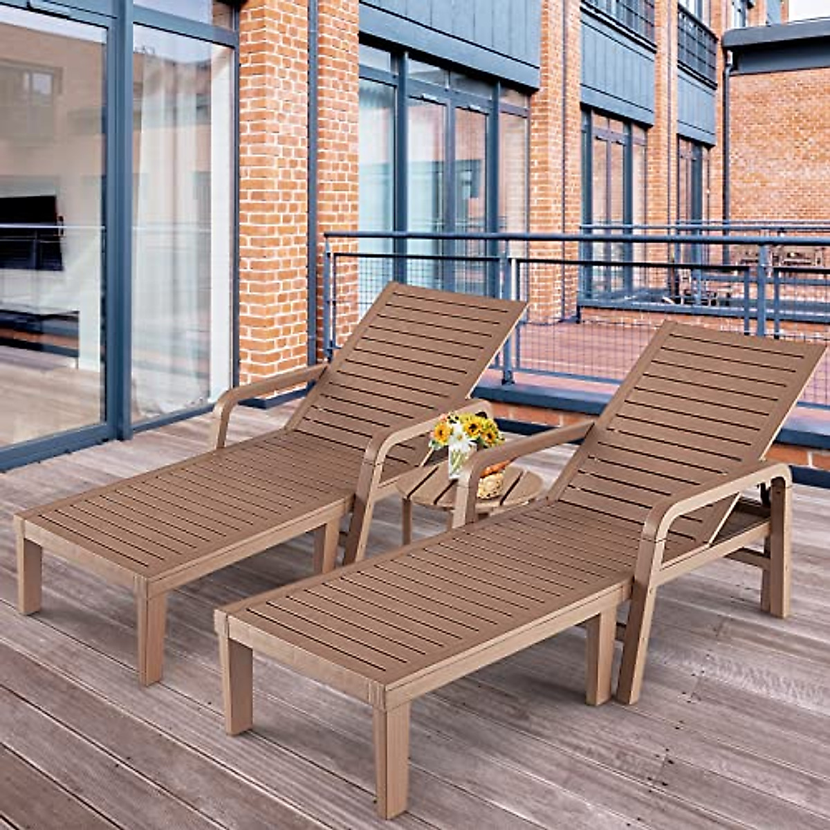 Tangkula Chaise Lounge Chair for Outside, Waterproof PP Patio Lounger with 4-Level Adjustable Backrest and Wood Texture Surface, Outdoor Recliner Chair with Armrests for Poolside Backyard (1, Natural)