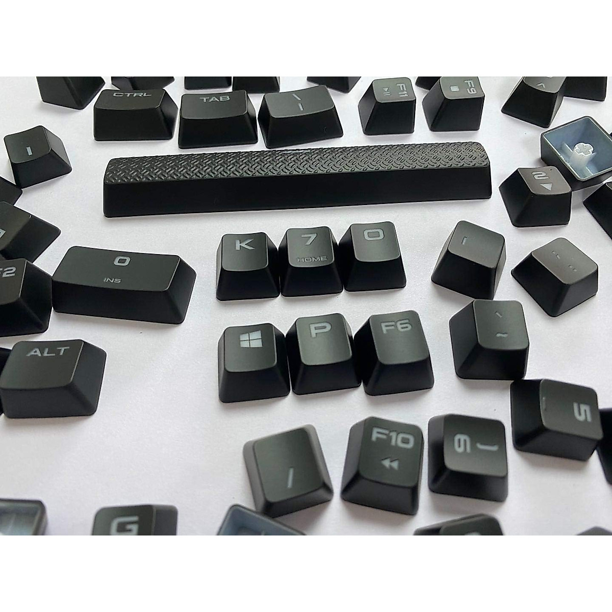 Suitable for Corsair Strafe RGB mk.2 K70 K68 K63 K65 K95 K90 Keyboard keycap, 104 Keys. Spare keycaps for Mechanical Gaming Keyboard