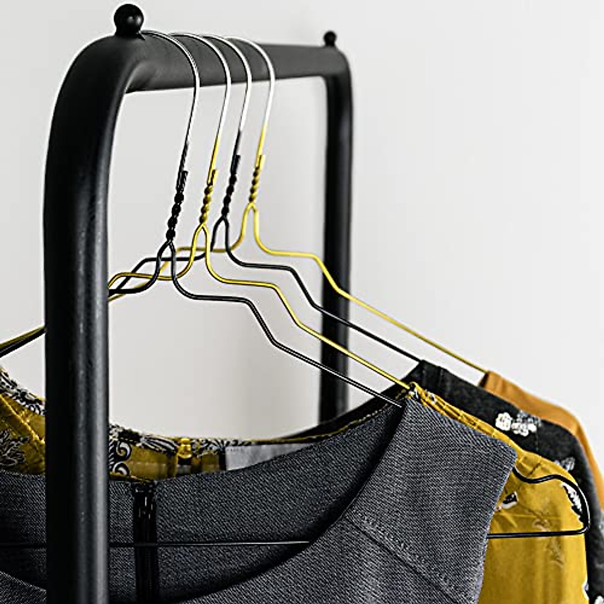 HANGERWORLD 20 Pack Black Wire Hangers - Adult Size 16inch Metal Coat Hangers, 13 Gauge Strong