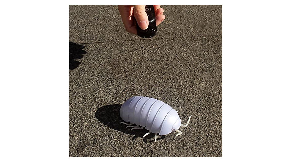 Tipmant RC Bug - Realistic Remote Control Insect Toy for Pranks & Gifts