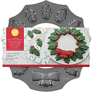 Wilton Holly Wreath Shaped Non-Stick Cookie Pan, 12-Cavity