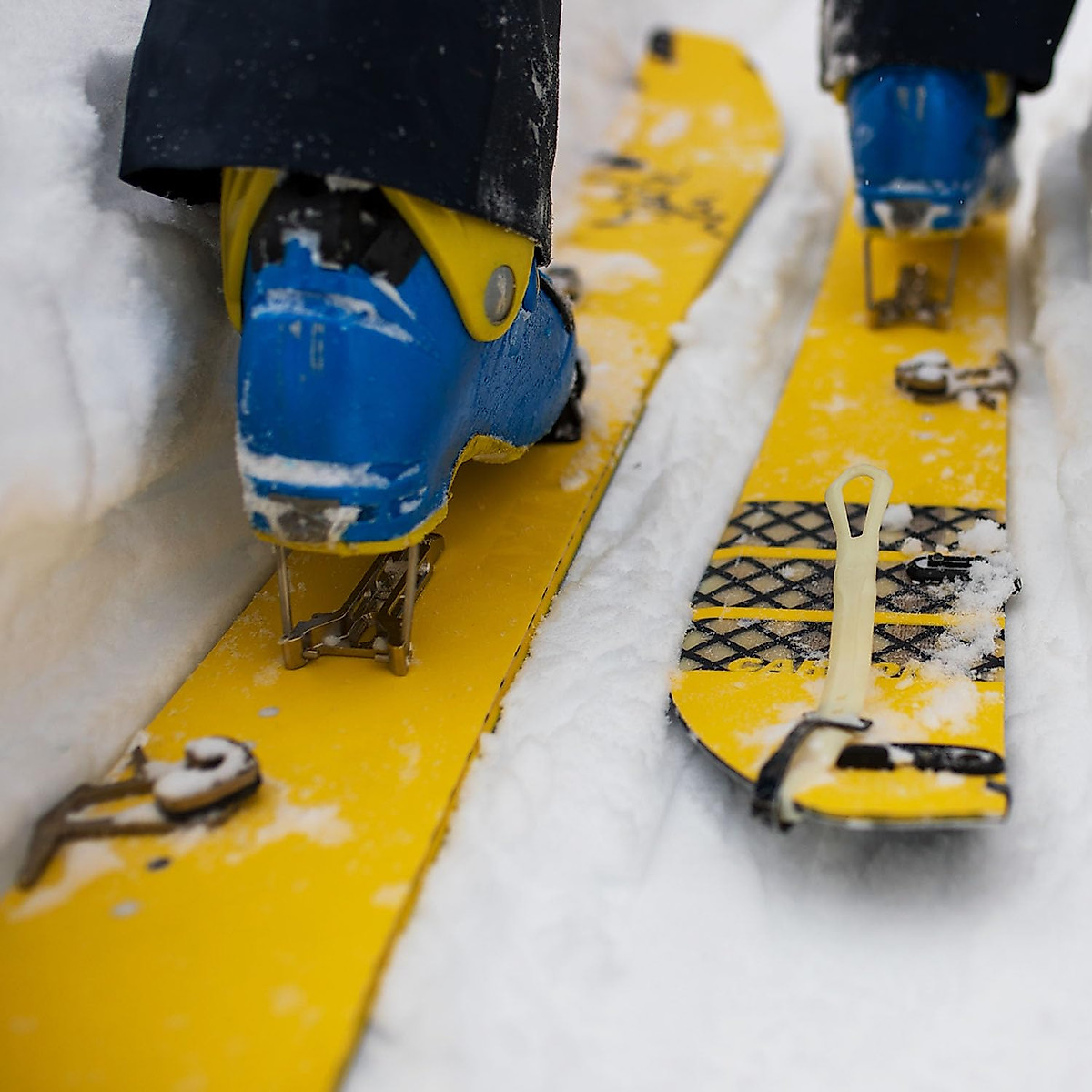 G3 GENUINE GUIDE GEAR AXLE Splitboard, All Mountain Directional Splitboard, Carbon Fiber Matrix, Longer Early Rise, Full Thickness Base, Backcountry Touring, 2023 (162CM)