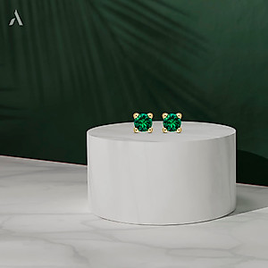 Amberta Allure Women 9 Ct Yellow Gold Synthetic Gemstone Stud Earrings: Simulated Emerald 4 mm Stone
