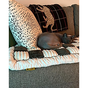 FUNNY FUZZY Couch Covers for Sofa, Pet Mat Bed Couch Cover Washable Pet Bed Cover Cream-Colored Large Plaid Square Protective Furniture Sofa Cover, 27.6"×59.1"