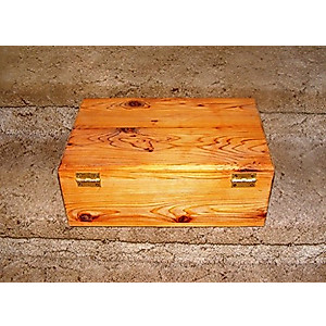 Steve's Gift Shoppe Cedar Keepsake Memory and Treasure Box or Storage Box - Size 17 x 14 x 8 Inches