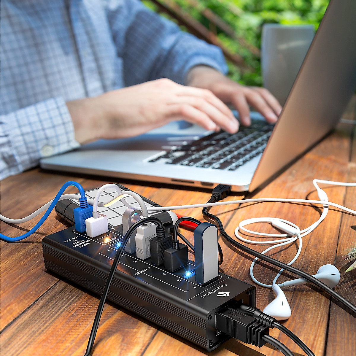 SmartDelux Powered USB Hub - USB 3.0 Ports Hub with 3 Smart Charging Ports, Power Adapter, Long Cord, LEDs (10-Port USB Hub)