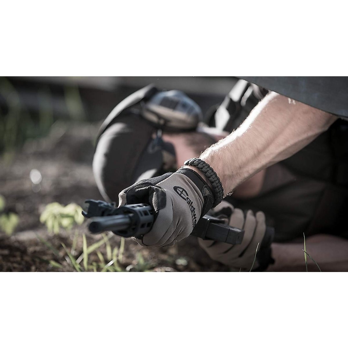 Caldwell Small/Medium Ultimate Shooting Golves with Breathable Material, Padding, and Touch Control for for Target Shooting, Range, and Hunting
