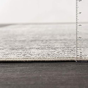 Bloom Rugs Vintage Geometric Cream Gray Area Rug - Boho Distressed 5x7 Rug for Living Room, Bedroom and Kitchen (5'3" x 7'6")