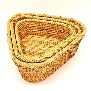 amololo 3 Pack Triangle Woven Basket Trays, 10 Inch Rolled Rattan Storage Tray with 4 Inch Raised Sides, Wicker Decorative Serving Nesting Tray Organizer for Bread, Fruit, Food, Catch All Dish S, M, L