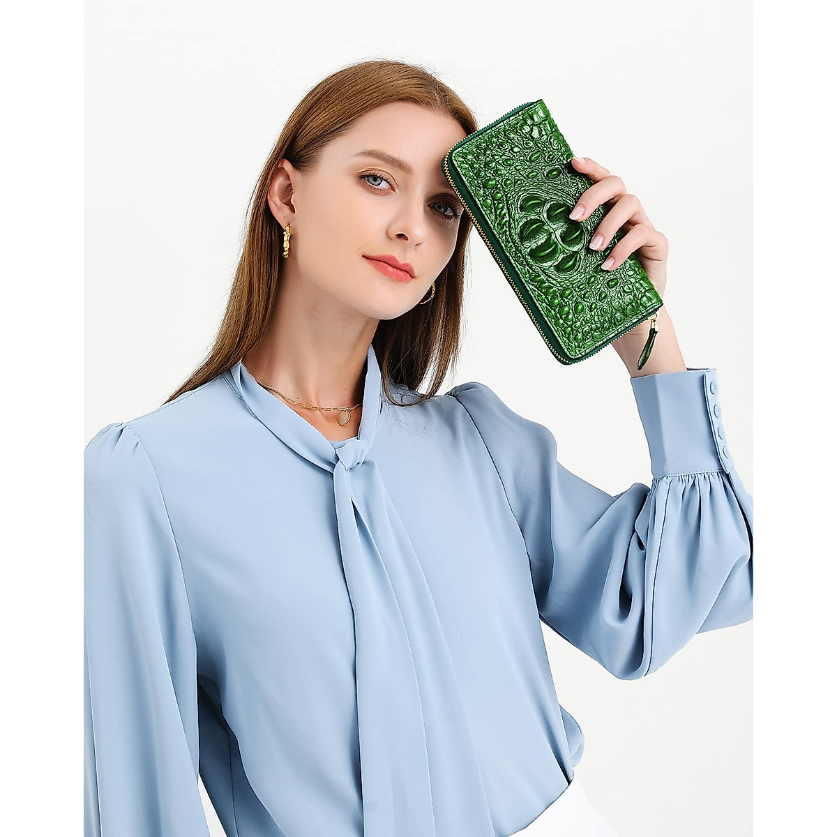 Women Leather Wallet RFID Designer crocodile Large Capacity Credit Cards Holder Organizer Phone Clutch (Green)