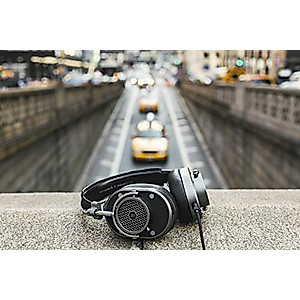 MASTER & DYNAMIC MH40 Over-Ear Headphones with Wire - Noise Isolating with Mic Recording Studio Headphones with Superior Sound