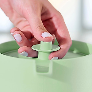 Tupperware Heritage 1 Gallon Pitcher in Mint - Dishwasher Safe & BPA Free