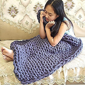 Queenshin Luxury Chenille Chunky Knitted Throw,Christmas 1000 GMS Large Cable Knit Soft Fluffy Blanket for Sofa Couch Bed 50 * 60 inch, Grey