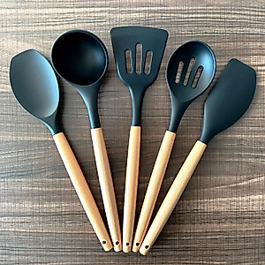 IOCBYHZ Silicone Cooking Utensils Set of 5, Heat Resistant Silicone Kitchen Utensils Set w Wooden Handle, BPA Free Silicone Spatula Spoon Turner Set Kitchen Gadgets Utensils Set for Nonstick Cookware