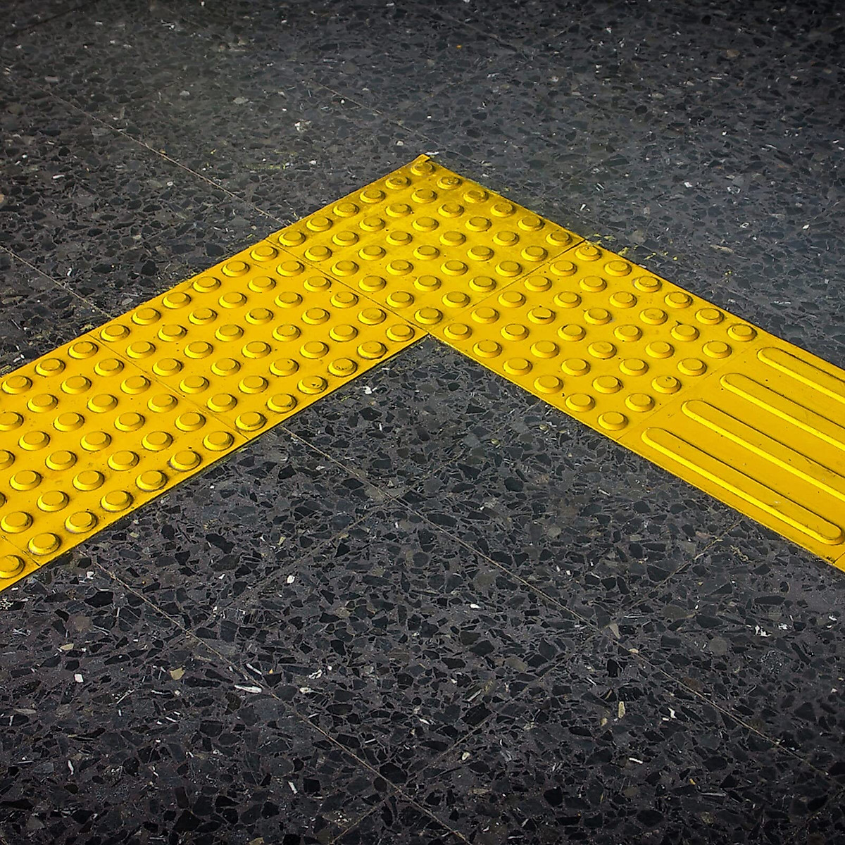 BESPORTBLE 10 Pcs Blind Brick Outdoors Stickers Decorative Blinds Decorative Stickers Tactile Paving Tiles Plastic Blind Floor Tiles Blind Tracks Brick Practical Blind Brick Blind Road Supply