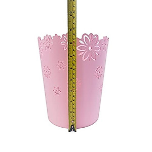 VIUJUH Wastebasket, Hollow Flower Shape Plastic Lidless Wastepaper Baskets Trash Can-M A2301
