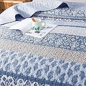 KASENTEX Country-Chic Printed Pre-Washed Quilt Bedding Set - Microfiber Fabric Quilted Pattern Bedding (Multi-Blue C, Queen + 2 Shams)