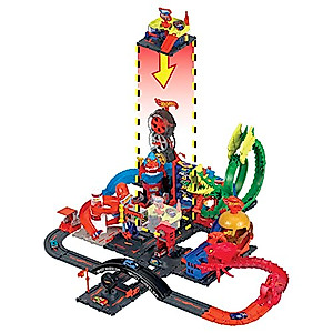 Hot Wheels City Toy Car Track Set Downtown Express Car Wash Playset with 1:64 Scale Car, Foam Roller & Drying Flaps