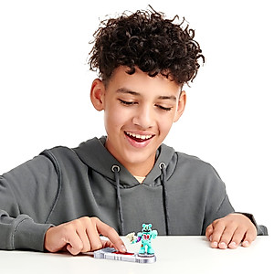 Akedo - Ultimate Arcade Warriors Versus Pack Mini Battling Action Figures - Ready, Fight, Split Strike - Epic SHREDDY VS Madame FURBALL Multicolor 14267