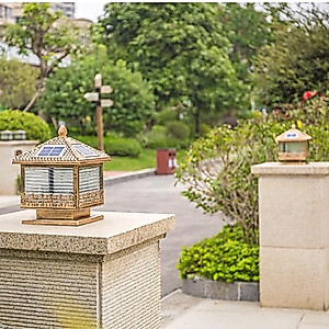 LED Outdoor Solar Post Light Square European Retro Waterproof Column Lights Square Remote Control 3-Color Dimming Pillar Lantern Acrylic Striped Lamp Shade Bronze Doorway Pole Light