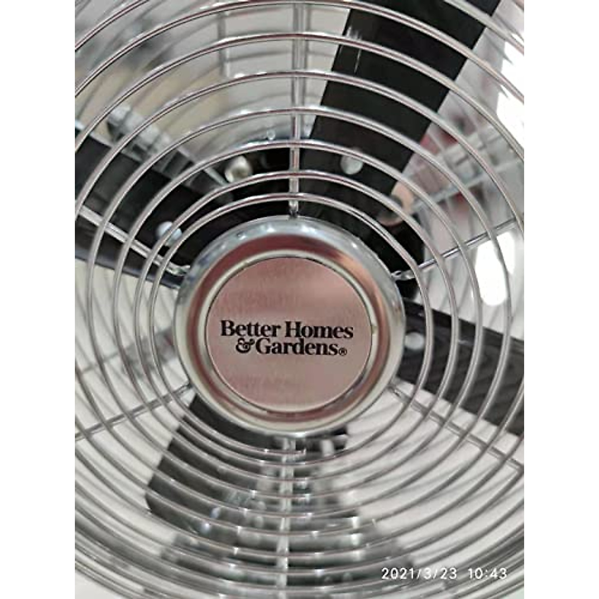 Better Homes & Gardens Retro Table Fan, 3-Speed Metal Tilted-Head Oscillation, 8-Inches (Black)