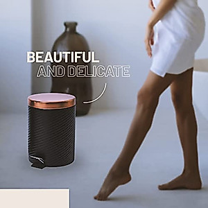 AWENN - Stainless Steel Trash Can with Plastic Inner Bucket, Pedal and Lid. Dustbin for Kitchen, Bathroom, and Office. Black and Bronze (1.3 Gallons - 5 Liters)