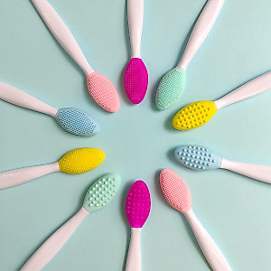 4 PCS Lip Scrub Brush,Double-Sided Silicone Exfoliating Lip Brush Exfoliating Brush for Men Wome Double-sided Soft ​Lip Brush for ​Smoother and Fuller Lip Appearance