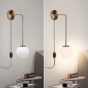 HuisMier Mid Century Globe Wall Sconce, Brushed Brass Plug in Wall Sconces with Dimmable Switch, Modern Glass Wall Light Fixture for Bedroom Living Room Corridor