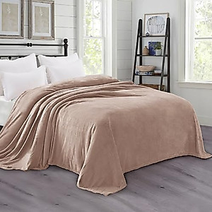 Exclusivo Mezcla Fleece Blanket King Size for Bed, Super Soft and Warm, All Season Use, Cozy, Plush, Lightweight, 90x104 Inches, Camel