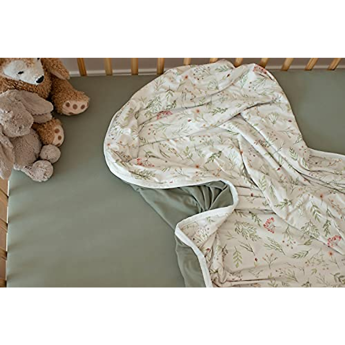 Pobi Baby Premium Baby Blanket, Soft Stretchy Quilt for Babies, Toddlers, Kids (Zephyr Minnie)