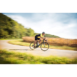 Schwinn Phocus 1600 Drop Bar Adult Road Bike, Mens and Womens, 16-Speed Drivetrain, 53cm/Large Aluminum Step-Over Frame, Carbon Fiber Fork, 700c Wheels, Black