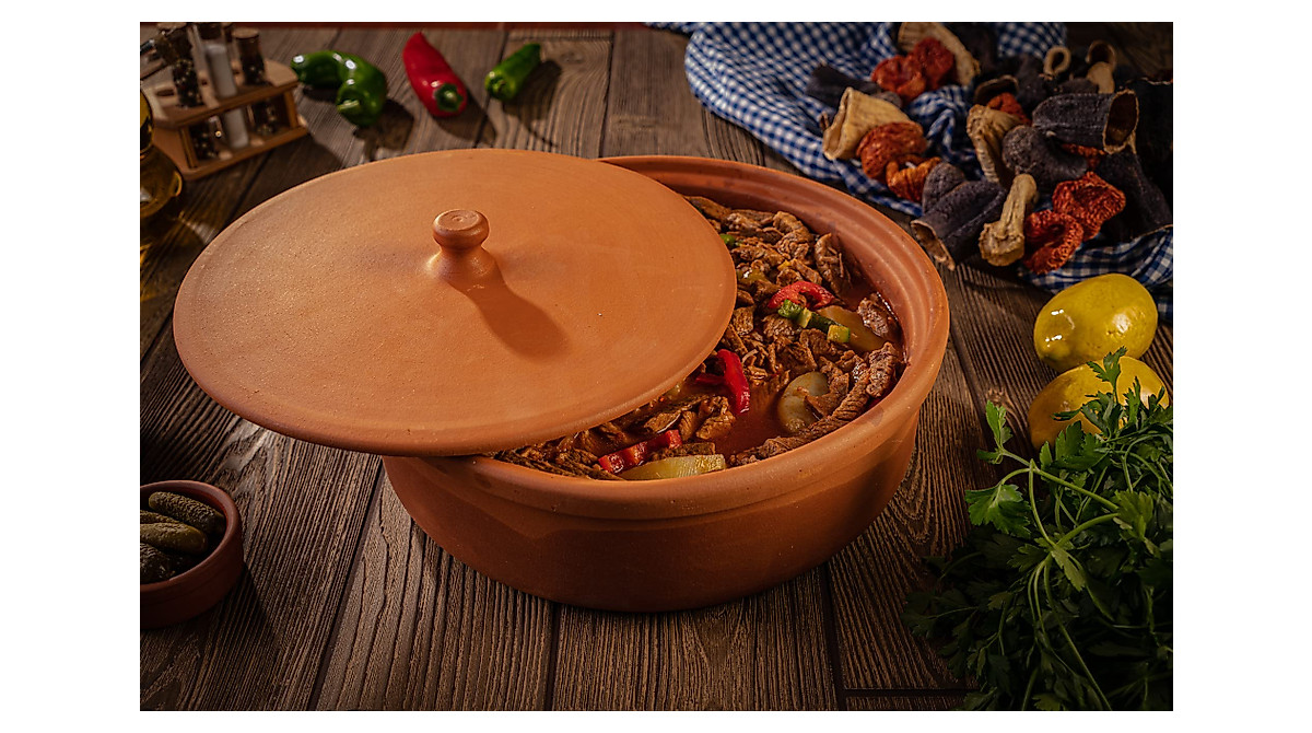 Luksyol Handmade Clay Pot: Unglazed Terracotta Cookware