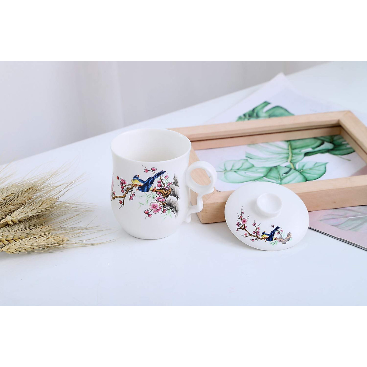 CYXChenyu Ceramic Tea Mug with Lid, Anti-scalding Handle Design Ceramic Coffee Mug or Tea Cup Milk Tea Drink Porcelain Cup, Great for Tea Lover Gift (Magpie)