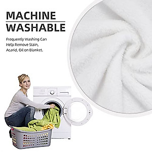 KOPOEELK Chicken Blanket for Kids, Cute Chicken Throw Blanket, Chicken Gifts for Chicken Lovers, Soft Cozy Flannel Throw Blanket for Chicken Decor 50x40 Inches