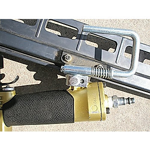 Toolhangers Unlimited Original Nail Gun Hanger (Green #40903)- Hook compatible with Hitachi/Metabo, Milwaukee Framing Nail Guns and Positive Placement Nailers