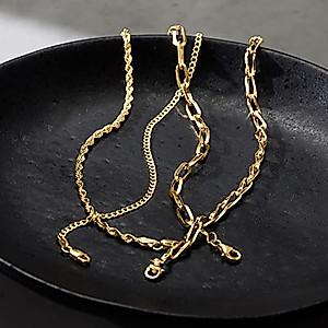 Canaria 2.3mm 10kt Yellow Gold Curb-Link Bracelet. 7 inches